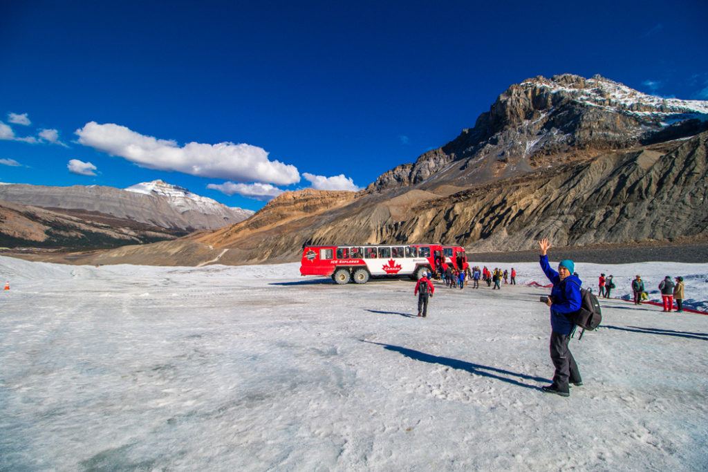Banff to Columbia Icefields | Breathtaking Drive on the Icefields Parkway