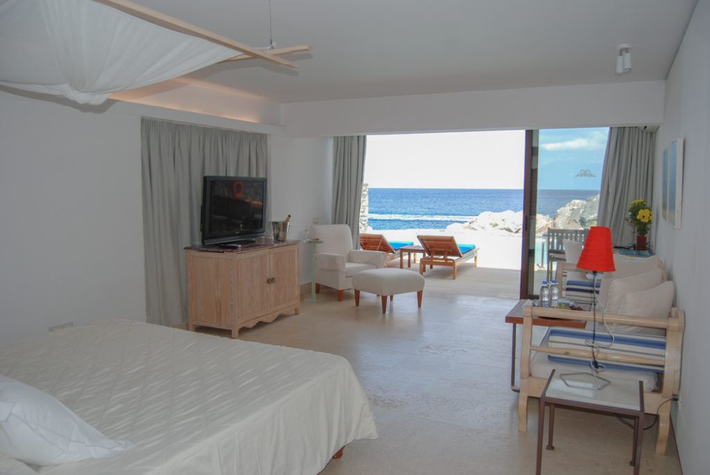 St. Nicolas Bay | 5 Star Resort Near Heraklion Crete | The Fit Traveller