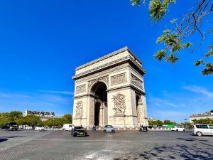 50 of the Prettiest and Most Famous Streets in Paris, France